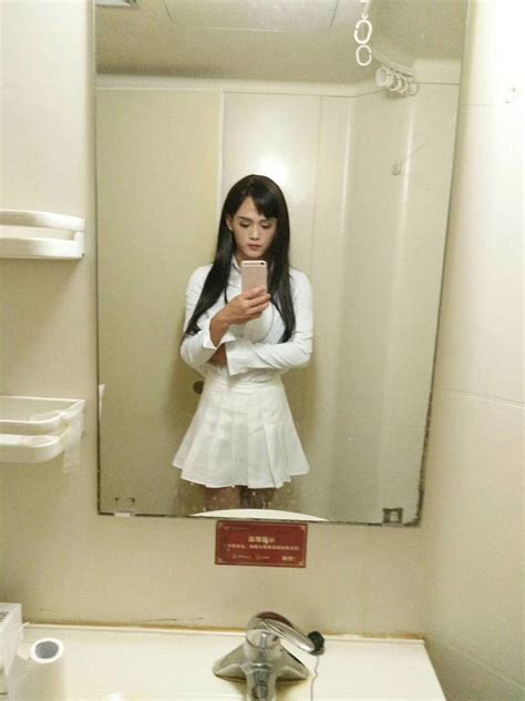 喜欢女装大佬？ 知乎