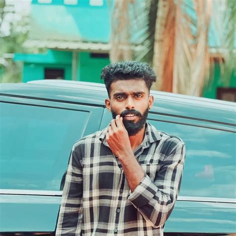 Stories Suraj Stories • Threads Say More