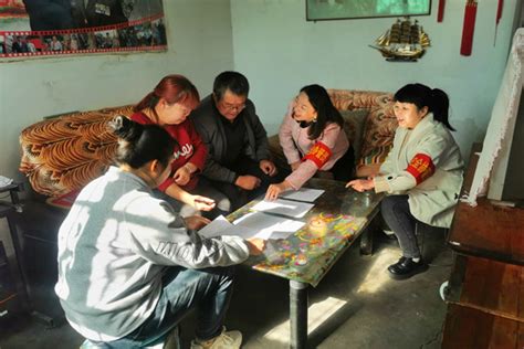 陈家山矿：签承诺 嘱安全 女工协管助安全 铜川矿务局