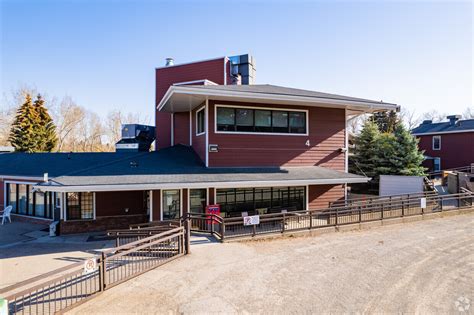 Parkview Village Seniors Housing Apartments 1234 21st Ave Nw Calgary