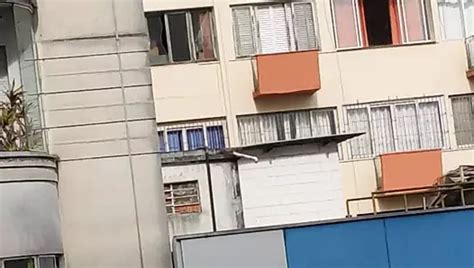 Von Geiler Nachbarin Erwischt Sehr Nackte Masturbation Sehr Offen Bei