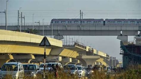 Caa Protests In Delhi Traffic Advisory Issued Services At Metro