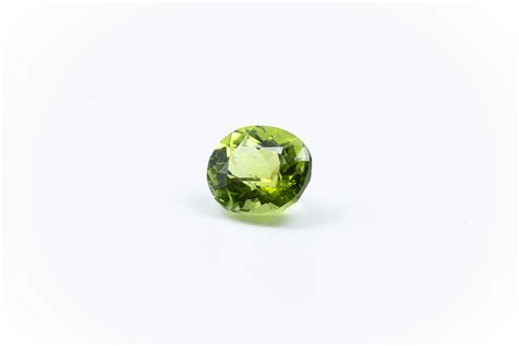 Peridot Mit 4 066 Ct Kaufen The Natural Gem
