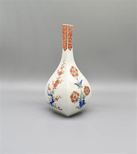 Kakiemon Slender Neck Vase J A N Fine Art