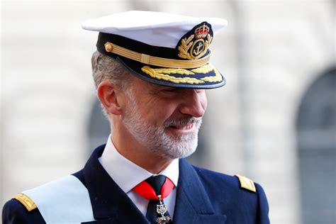 Imagen Viral De Felipe Con Una Invitada La Red Se Abona Mira Como