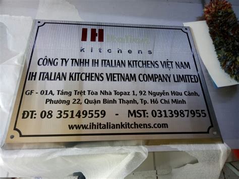 Những lưu ý để có một bảng hiệu công ty đẹp đúng tiêu chuẩn