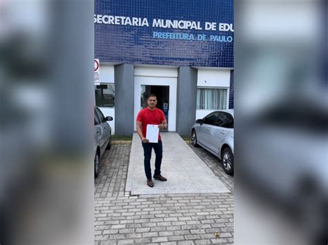 Após Alunos Ficarem Sem Aulas Por Falta De Pagamento Do Transporte