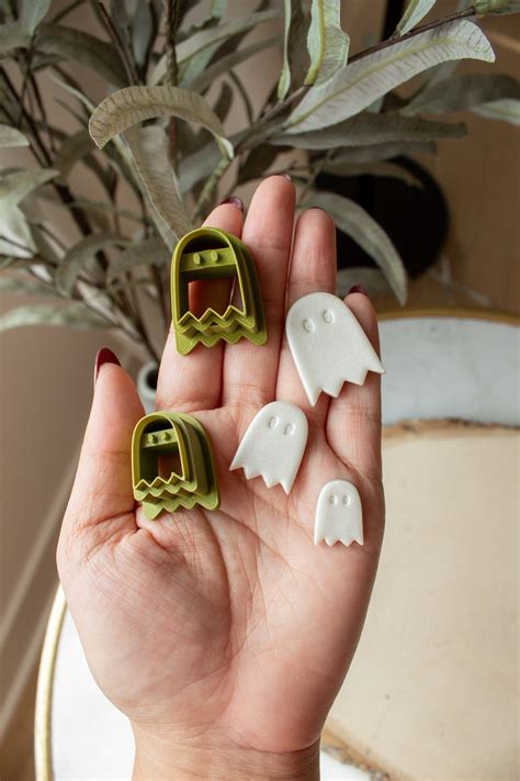 Classic Spooky Pointed Ghost Fall Halloween Spooky Clay Cutter Polymer Clay Cutter Ghost