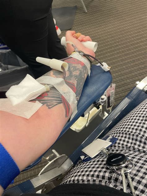 Ok Fine Ill Share 😉 Donating Blood Today At Jpmorgan Chase And Co In