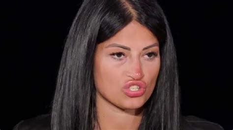 Grande Fratello Alessia Pascarella Interviene Sui Social Post