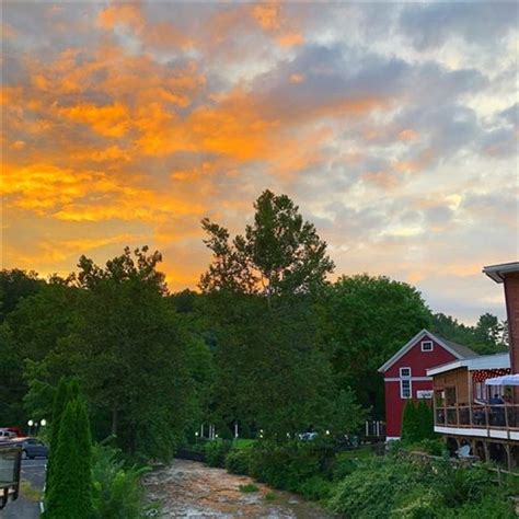 Restaurant Foundry Kitchen And Tavern Sandy Hook Ct Opentable