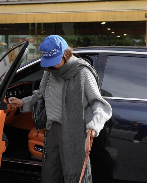 キム・ジュニさんのインスタグラム写真 キム・ジュニinstagram「4️⃣이번 시즌 뉴뉴컬러🩶 그레이를 놓칠수 없는 이번시즌