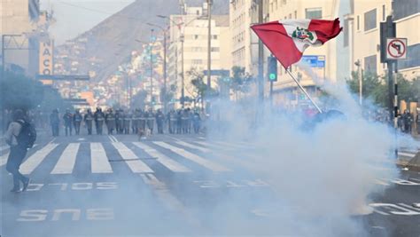 Seven Dead In Peru Riots So Far पेरू में हालात और बिगड़े दंगों में