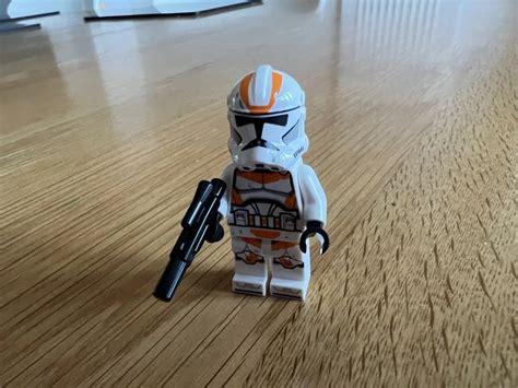 ЛЕГО Star Wars списание Број 93 бесплатен 212 ти клон војник