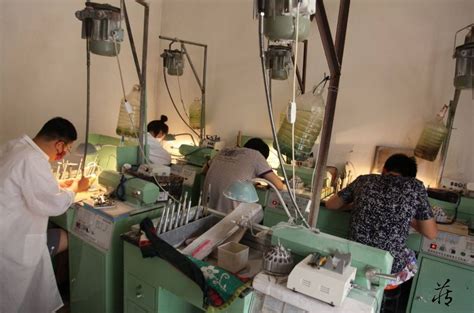 苏州玉雕工作室十全街知名大山谷图库