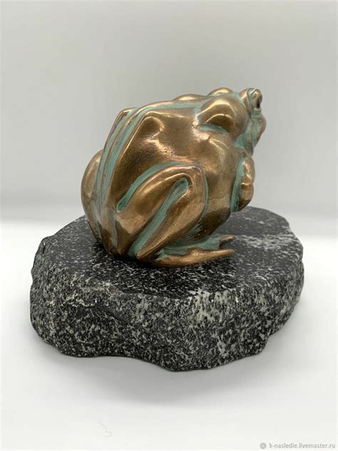 Статуэтка Большая денежная Жаба бронзовая лягушка на удачу купить на Ярмарке Мастеров