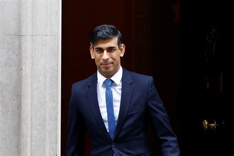 Weakened Uk Pm Sunak Survives Conservative Asylum Law Rebellion Reuters