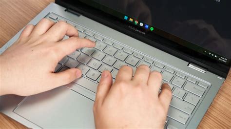 How Can I Scroll With Touchpad On Asus Ultrabook