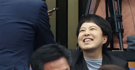 국민의힘 당선자총회 참석한 김은혜 당선인