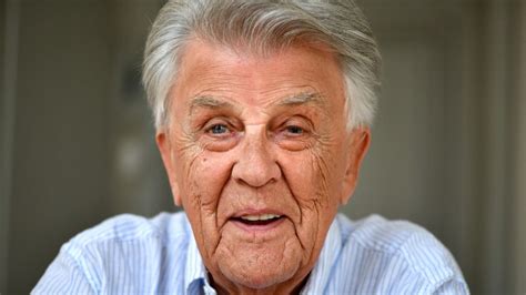 Folkkäre Artisten Sven Bertil Taube är Död Blev 87 år