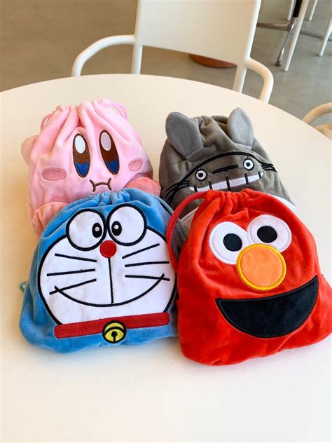 도라에몽 커비 토토로 엘모 복조리 화장품 생리대 여행용 파우치 가방 에이블리