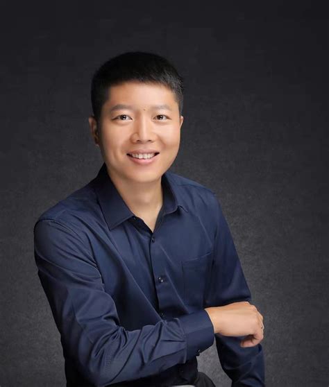 Lingxian Kong Medium