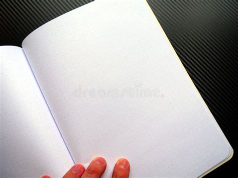 Bloc De Notas Para Dibujar Y Escribir Hojas De Papel Diario Foto De