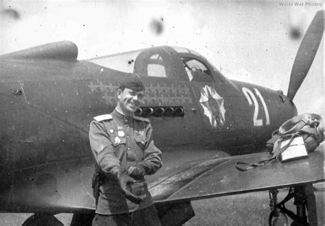 Bell P 39n White 21 Flown By Shikunov Of The 69 Giap 1944 World War Photos