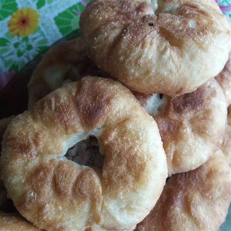 Беляши с мясом из дрожжевого теста на сковороде 13 фото в рецепте