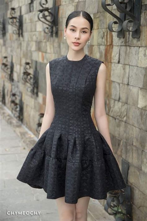 Pin On V Y Ng N Fashion Dresses Stylish Work Attire Simple Dresses