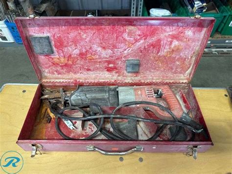 Milwaukee Sawzall Reciprocating Saw With Metal Case And Accessories