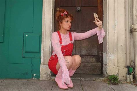 Qui Est La Copine De Théodort Le Youtubeur Qui Cartonne Legitng