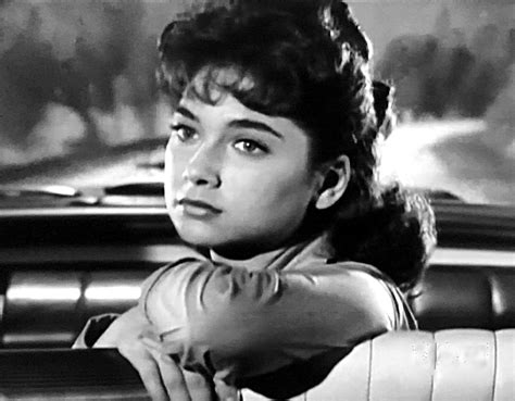Suzanne Pleshettes Instagram Twitter And Facebook On Idcrawl