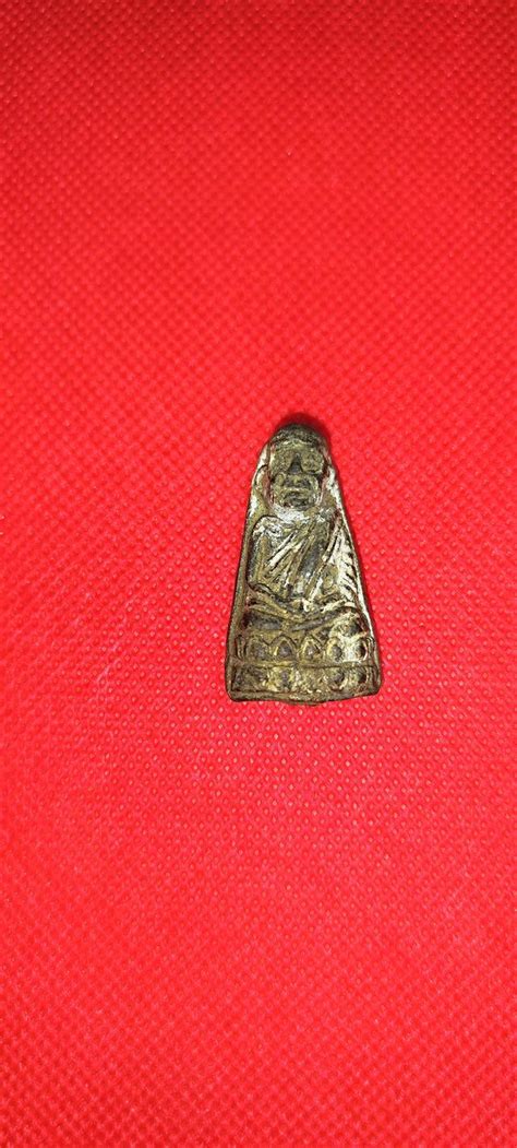 หลวงปู่ทวด Ennxo