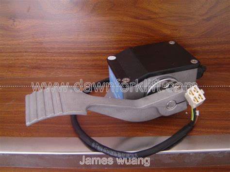 RJSQ 001 0 5V Electronic Foot Pedals Forklift Throttle Golf Accelerator