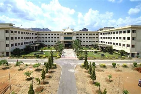 RVR And JC College Of Engineering Guntur B Tech Review By Student