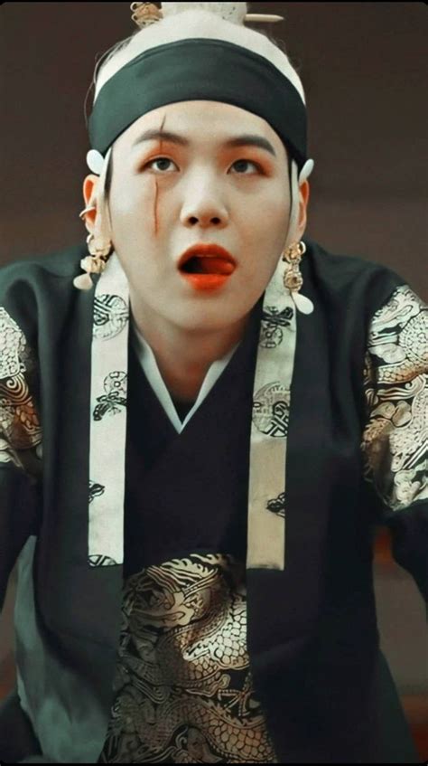 Pin By Sema On Bts 방탄소년단 Min Yoongi Suga Photoshoot Bts