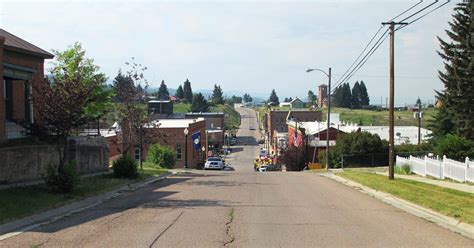 10 Historic Towns In Montana Thatll Make You Feel Like You Stepped