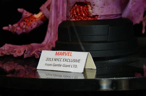 Nycc 2013 Exclusive Marvel Zombies Magneto Bust Marvel Toy News
