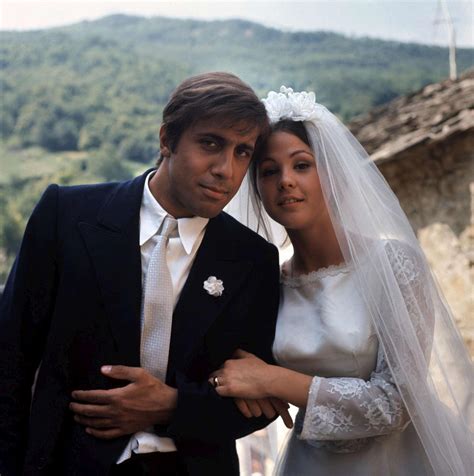 Selfie A Sorpresa Per Alessandra Celentano E Adriano Celentano