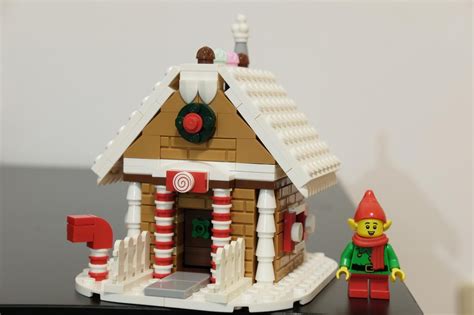 Lego Moc Gingerbread House Now With Interior By Confusedphysicist