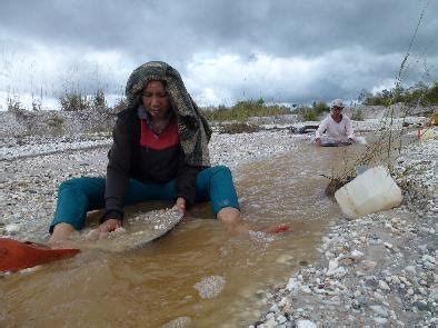 Empowering Women Gold Miners In Indonesia The Women In Mining And Energy Initiative Pure Earth