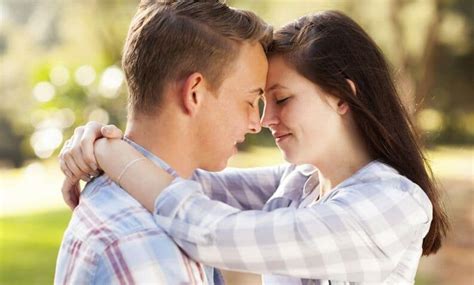 Adolescencia En La Mujer Cambios Etapas Y Mucho Más