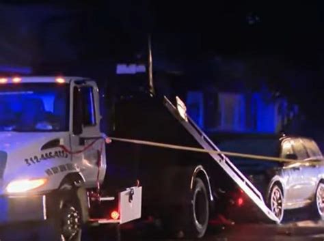Tow Truck Driver Another Man Killed In Far South Side Shootout Police