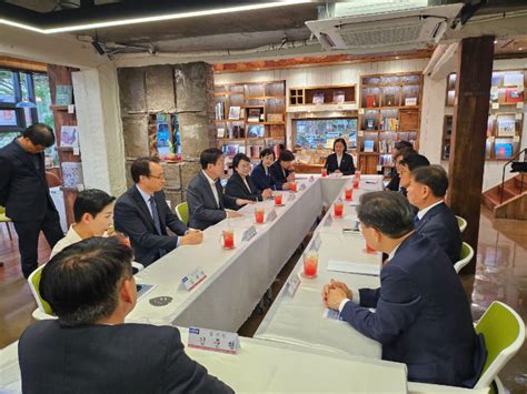 우범기 전주시장 조국혁신당에 왕의 궁원 지원 요청 노컷뉴스