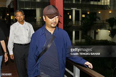 Mahathir Mohamad 2007 Photos And Premium High Res Pictures Getty Images