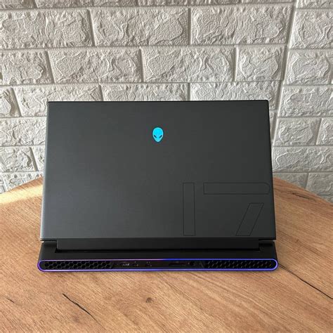 Купить игровой ноутбук Dell Alienware m17 R4 / 17.3" (1920x1080) IPS ...
