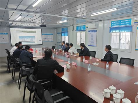 淄博市卫生健康委员会 图片新闻 市卫生健康委党组书记、主任郑元水调研“五一”假期安全生产和医疗服务工作