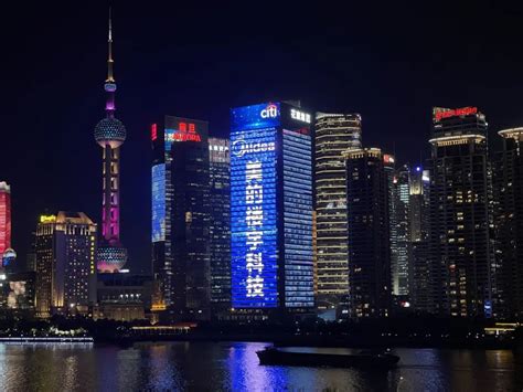 美的楼宇科技获蓝天杯高效暖通空调系统评价三项大奖 V客暖通网