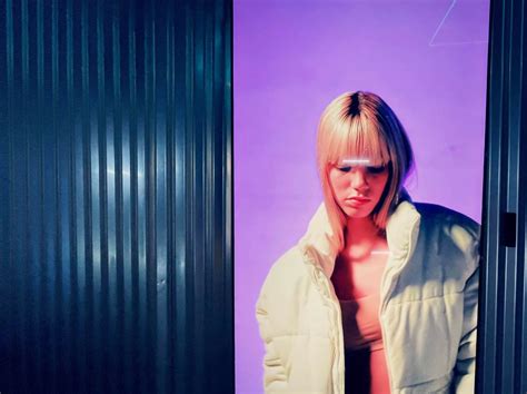 Flagship Alice Wonders Agende Sua Visita